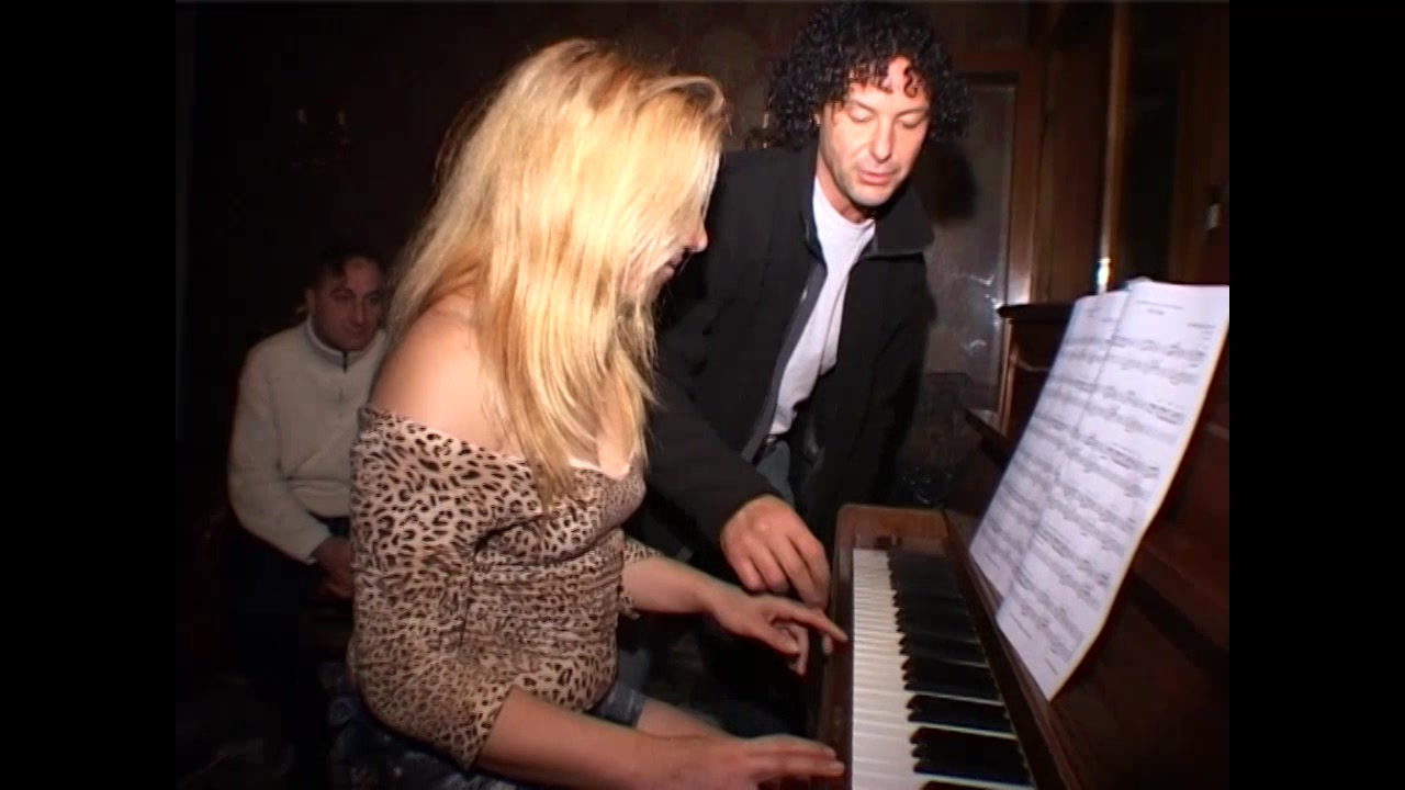 Lei Suona Il Piano E Lui La Tromba Cento X Cento Adult Dvd Empire