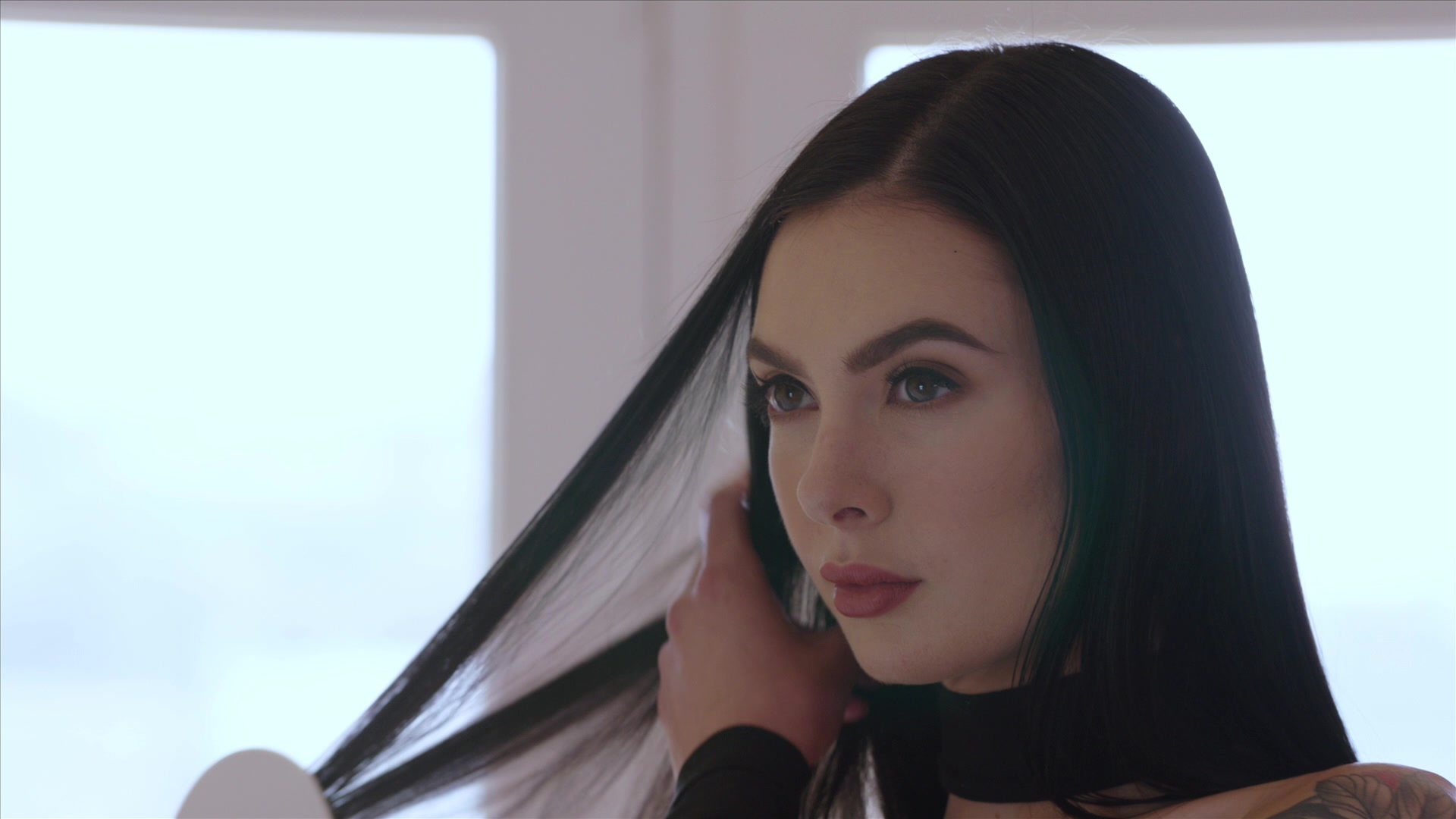 Dark Haired Doll Marley Brinx Takes On Two Big Cocks At Once Streaming